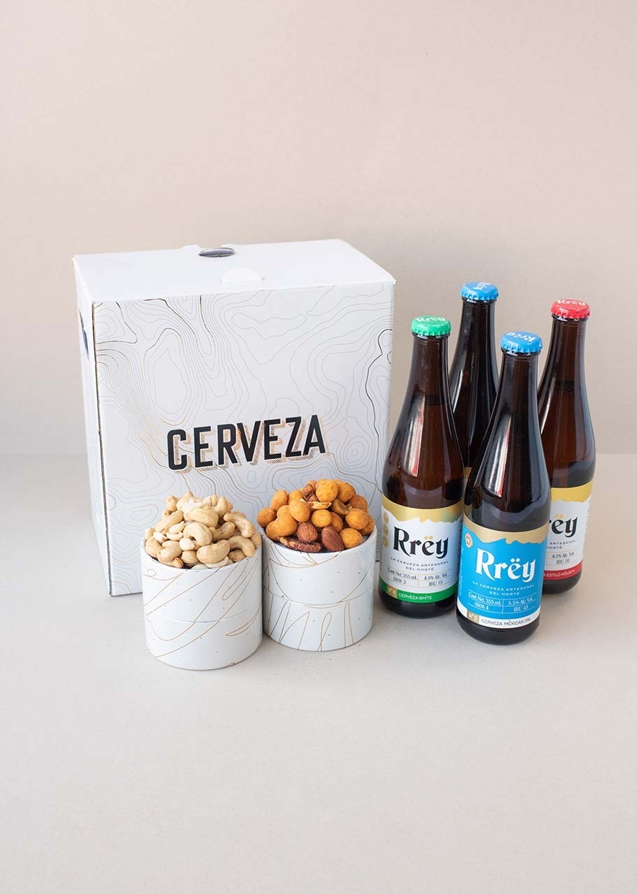 Cerveza Rrey con Botanas