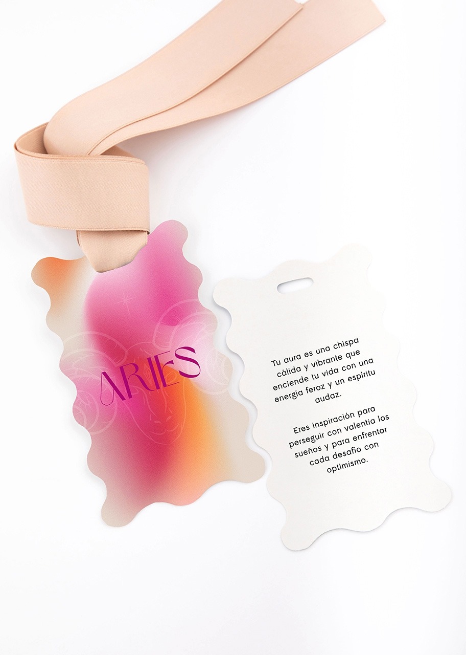 Kit Aries con Pastel La Divinata, Flor y Vino