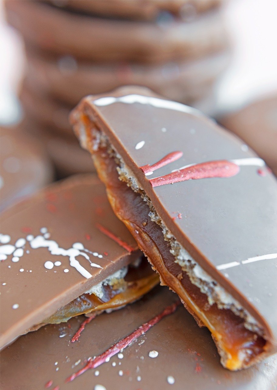 Obleas rellenas de cajeta 24 piezas