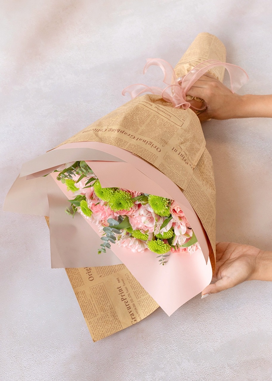 Pastel Signo Cáncer con Flor y Vino