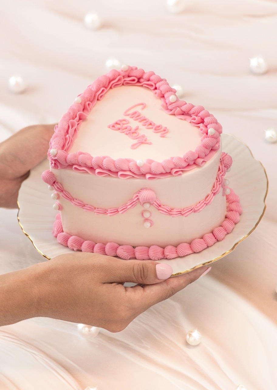 Pastel Signo Cáncer con Mini bouquet lily con rosas rosa