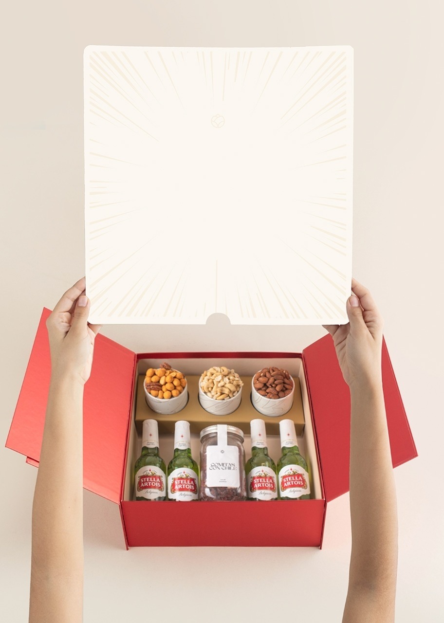 Personaliza Cerveza Stella con Botanas